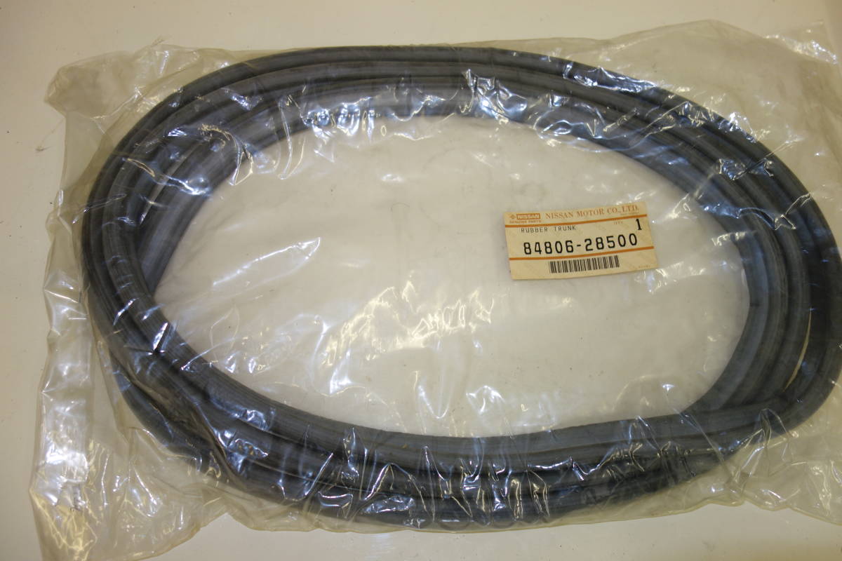 ハコスカ GC10 ウエザーストリップ RUBBER TRUNK 当時物 510 240 S30Z B10 B110(日産用)｜売買された ...