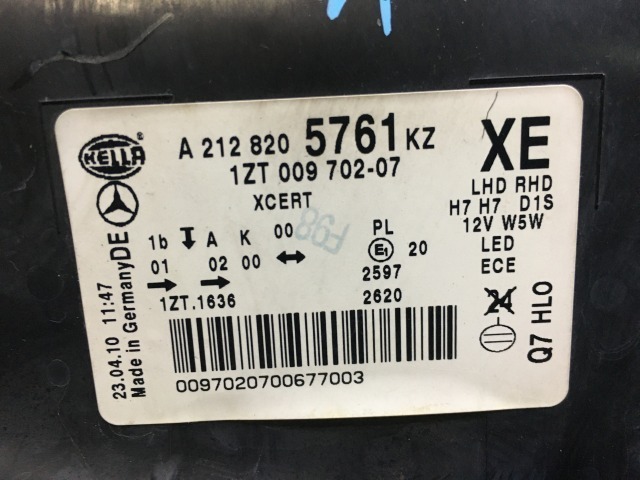 63 メルセデス ベンツ W212 E350 ヘッド ライト 左 バラスト 純正 A2128205761 汚れ有 212256 AVG AMG ...