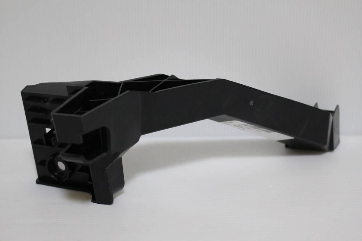 VW ザ ビートル 5C 純正 左 リア バンパー ブラケット リテーナー/サポート ステー 5C5.807.131 5C5807131 ...