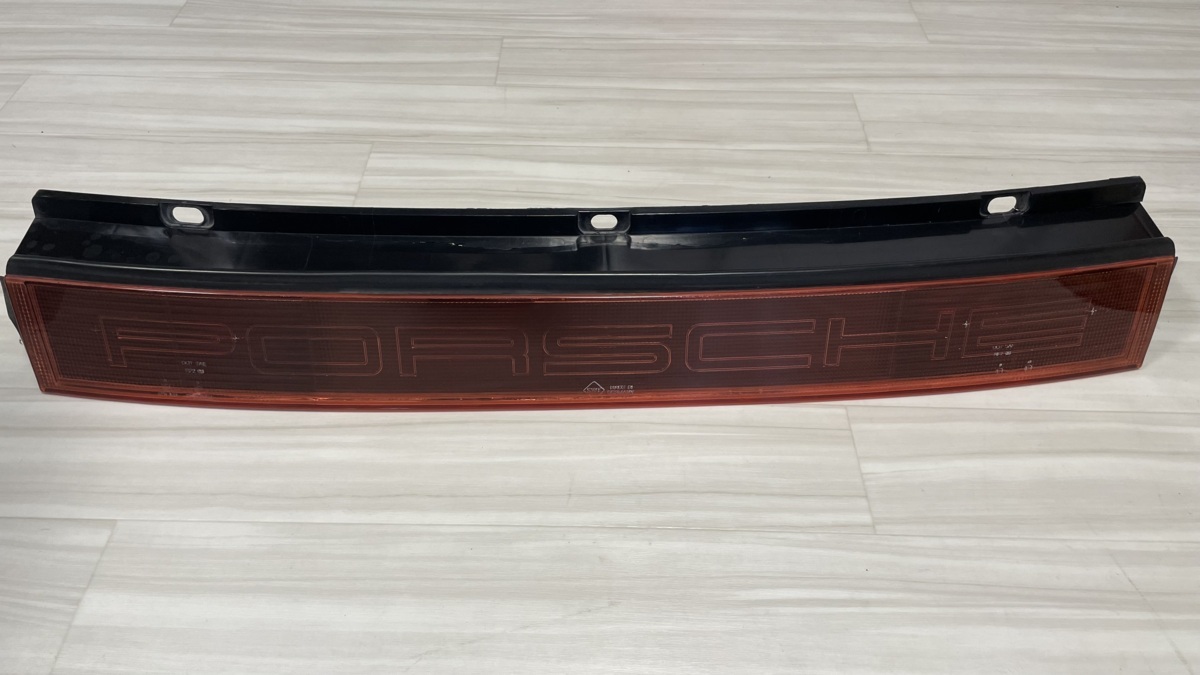 ポルシェ 964 テールランプ 96463117001 PORSCHE ②(テールライト)｜売買されたオークション情報、yahooの商品情報を ...