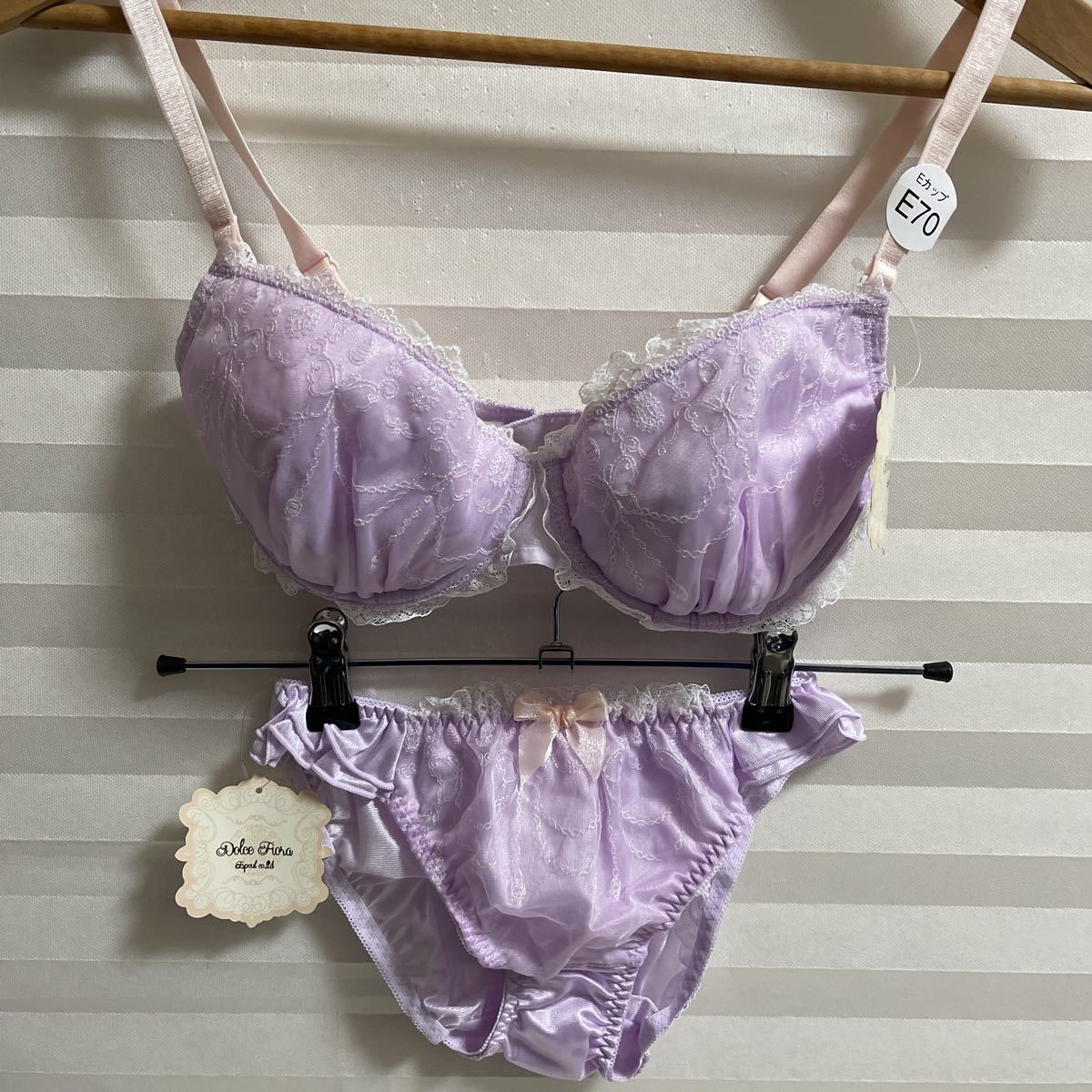 エスポール ドルチェ フィオラ Dolce Fioraブラジャー &ショーツ サイズ E70 アンダーバスト70 バスト 90 ショーツM(70)｜売買されたオークション情報、yahooの商品 ...