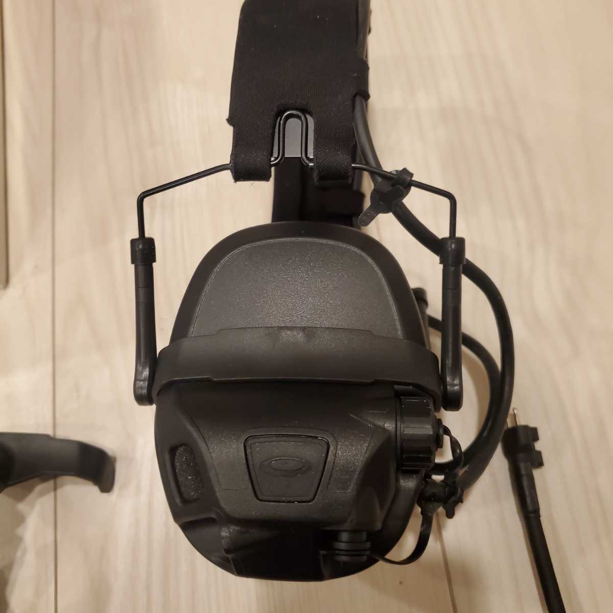 レプリカ FMA OPS-CORE AMP タイプ ヘッドセット オプスコア 実物 OPS-CORE製カモスキン MCBK付 PELTOR ...