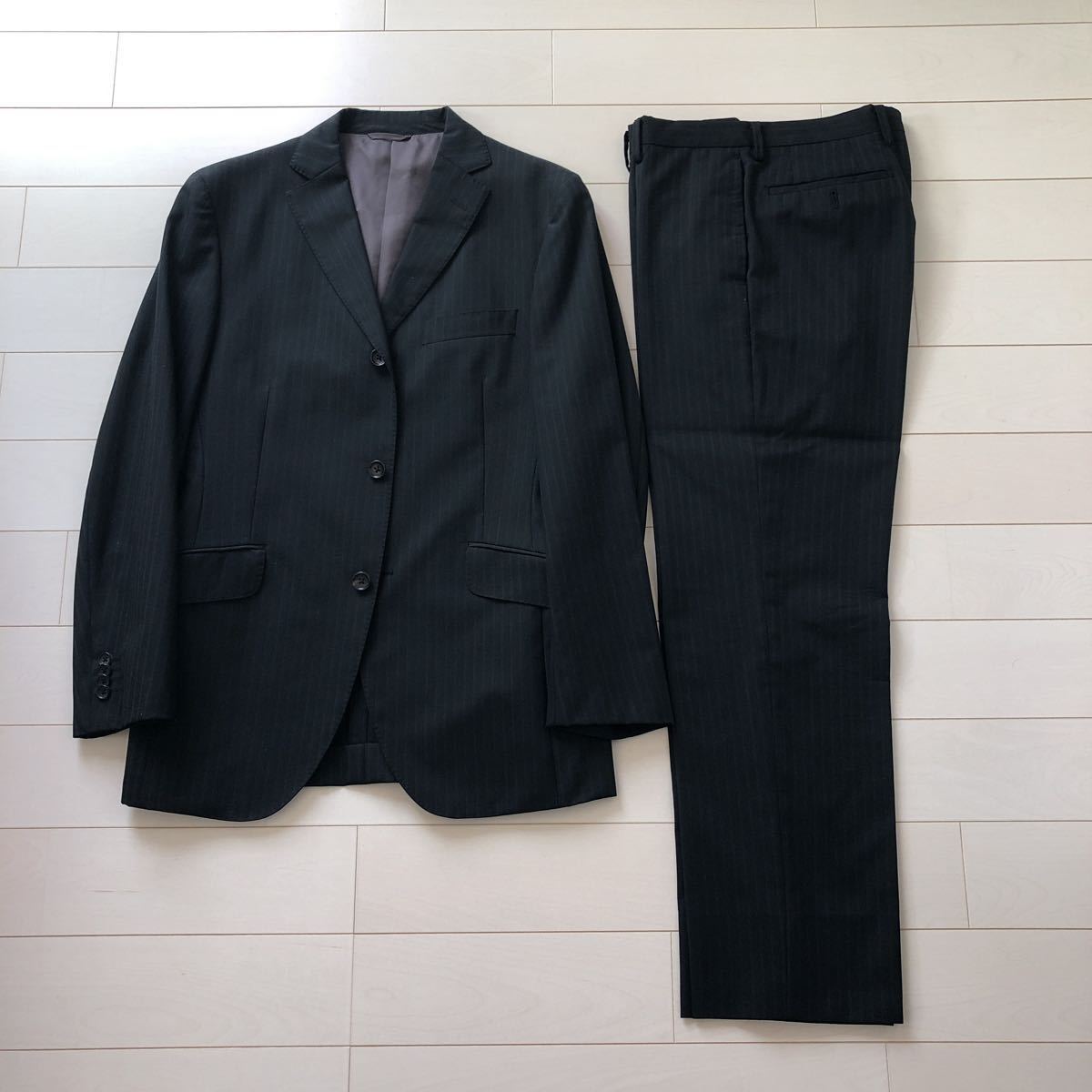 キレイめ 就活に Jun Men mサイズ スーツ 濃紺 黒 ストライプ(Mサイズ)｜売買されたオークション情報、yahooの商品情報をアーカイブ公開 - オークファン（aucfan.com）