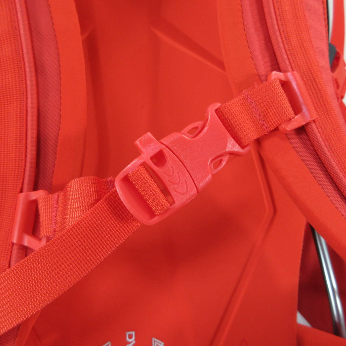 定5.7万 THE NORTH FACE SUMMIT SERIES Prophet プロフィット L/XL 100L レッド ノースフェイス ...