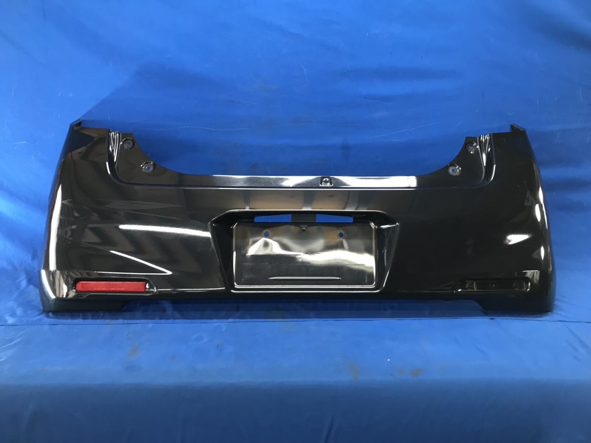 スズキ ワゴンR スティングレー MH34S リアバンパー 71811-72M5 黒 右リフレクター欠品 H-3364 個人宅配送不可(リア ...