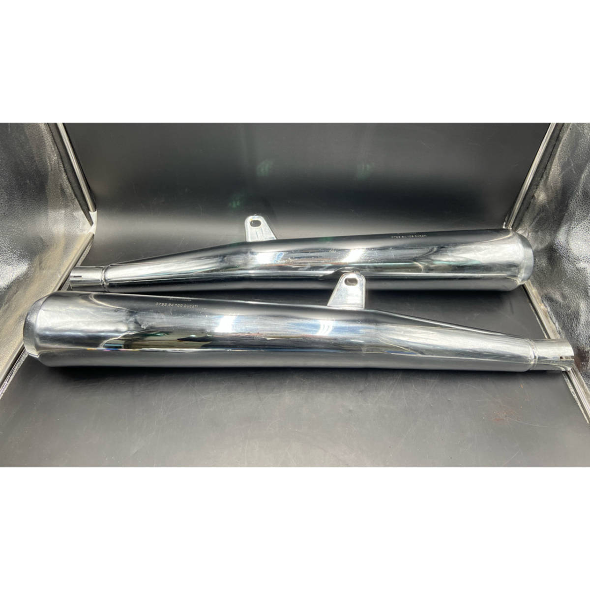 0511-1 DUCATI 900ss 純正マフラー Silentium 型番 0799 84 105 0799 84 100(ドゥカティ用 ...