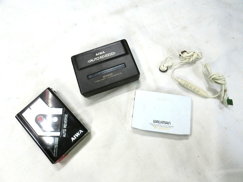 1000円スタート ポータブルプレーヤーまとめ 3点 SONY WALKMAN WM-701C/AIWA HS-P25/DSL/HS-J8 ...
