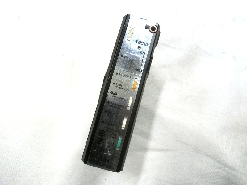 1000円スタート ポータブルプレーヤーまとめ 3点 SONY WALKMAN WM-701C/AIWA HS-P25/DSL/HS-J8 ...