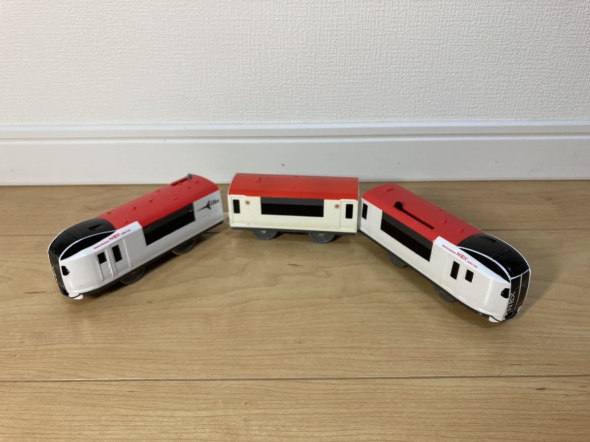 連結仕様 成田エクスプレス 専用連結仕様 E259系 プラレール(車両単品)｜売買されたオークション情報、yahooの商品情報をアーカイブ公開 - オークファン（aucfan.com）