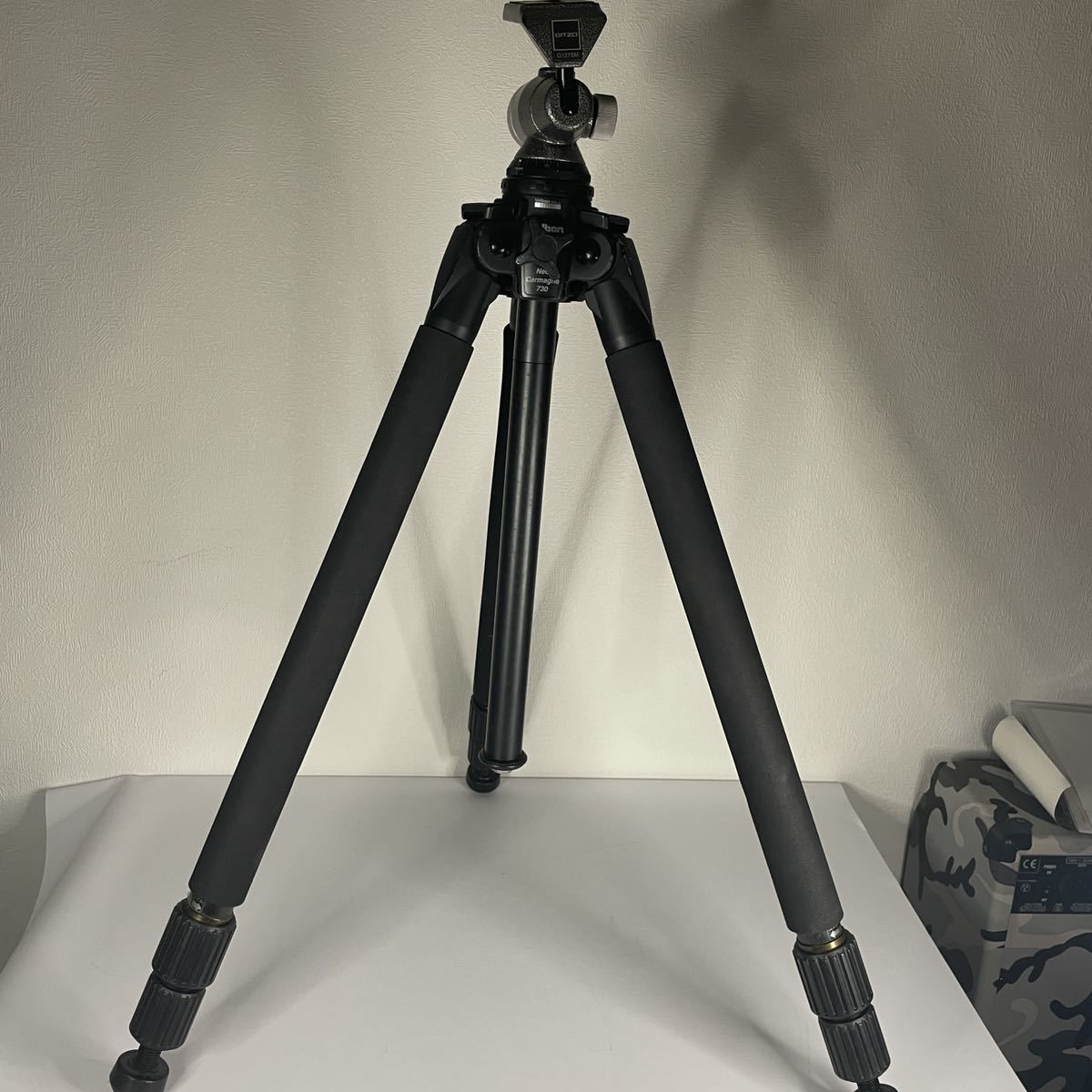 Velbonベルボン 三脚 Neo Carmagne 730 カーボン GITZO ジッツォ 雲台 G1275M(三脚)｜売買された ...