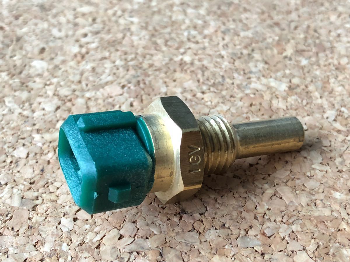 クラウン GS110 MS110 MS112 EFI 水温センサー 89422-30020(エンジン部品)｜売買されたオークション情報 ...