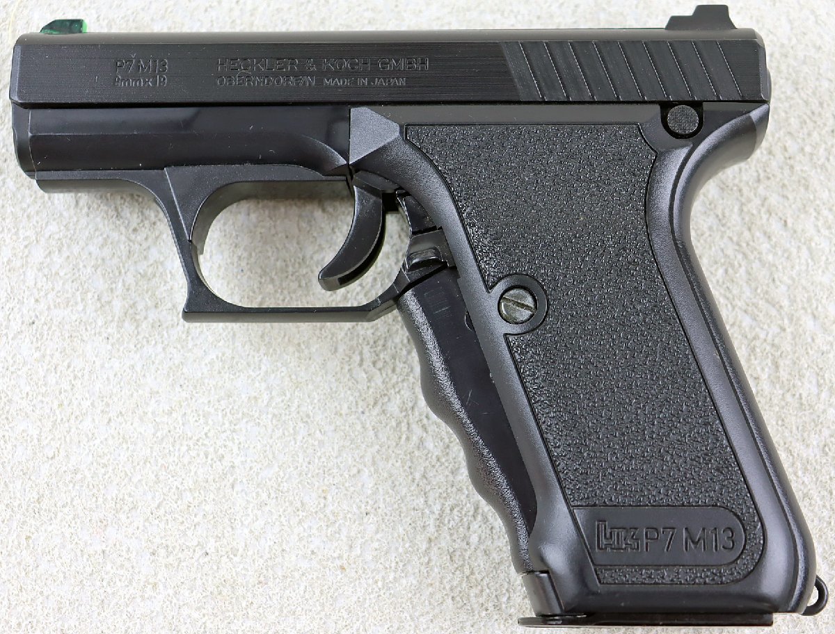 S 品 エアコッキングハンドガン H&K P7M13 メーカー不明 本体/マガジンのみ 重量:約327g HECKLER&KOCH ヘッケラー ...