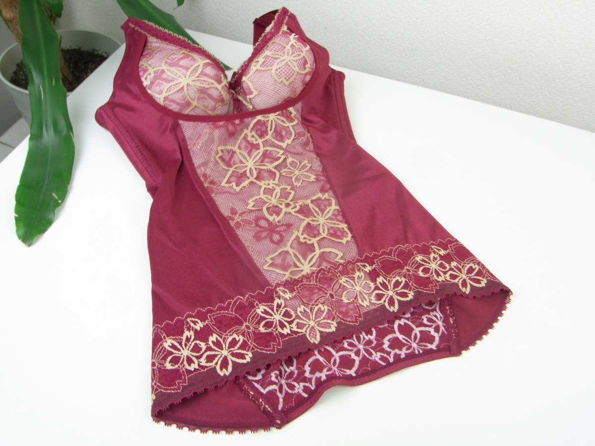 61676-7 大特価セール 限定カラー マルコ ベルアージュ アヴァンセ サクラ ボディシェーパー C75L クレイアレッド MARUKO/高級補正下着(Cカップ)｜売買されたオークション ...