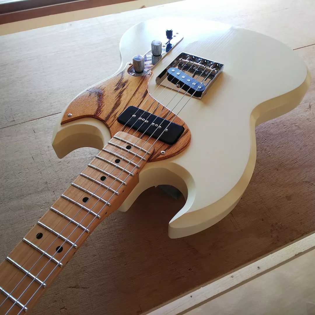 tele SG(本体)｜売買されたオークション情報、yahooの商品情報をアーカイブ公開 - オークファン（aucfan.com）