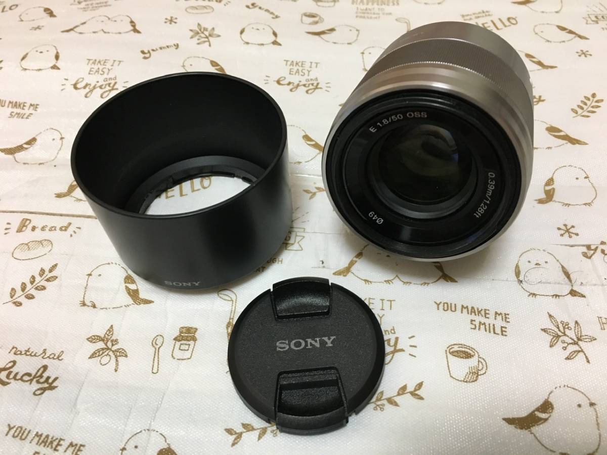 比較的綺麗 SONY E 50mm F1.8 OSS SEL50F18 ソニー Eマウント 標準単焦点レンズ 光学式手ブレ補正機能付(ソニー ...