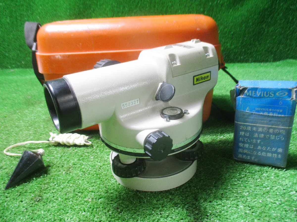 春飯i872 ニコン/NIKON オートレベル 測量器 測定器 望遠鏡 AZ-2 倍率24X 対物レンズ径φ30mm ケース付き(測量、角度計 ...