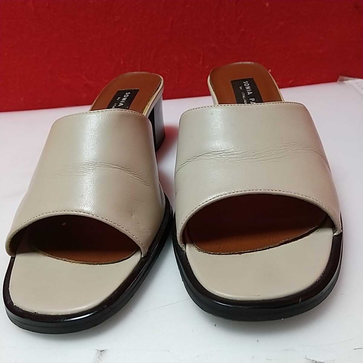 SONIA PARENTI 本革 レディースサンダル サイズLL EEE 24.0cmヒール5.5cm(24.0cm)｜売買されたオークション情報、yahooの商品情報をアーカイブ公開 ...