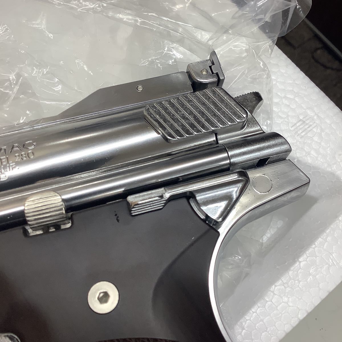 ③ マルシン 8mmBB 44AUTOMAG CLINT1 シルバーABS ガスガン STGA刻印あり(ガスガン)｜売買されたオークション情報、yahooの商品情報をアーカイブ公開 ...