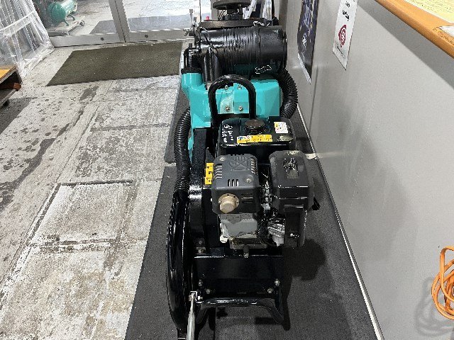 三笠 コンクリートカッター 三笠産業 MCD-RY14 建設機械 ガソリン MIKASA セルスタート 吸塵式乾式カッター 稼働時間0.5時間 ...