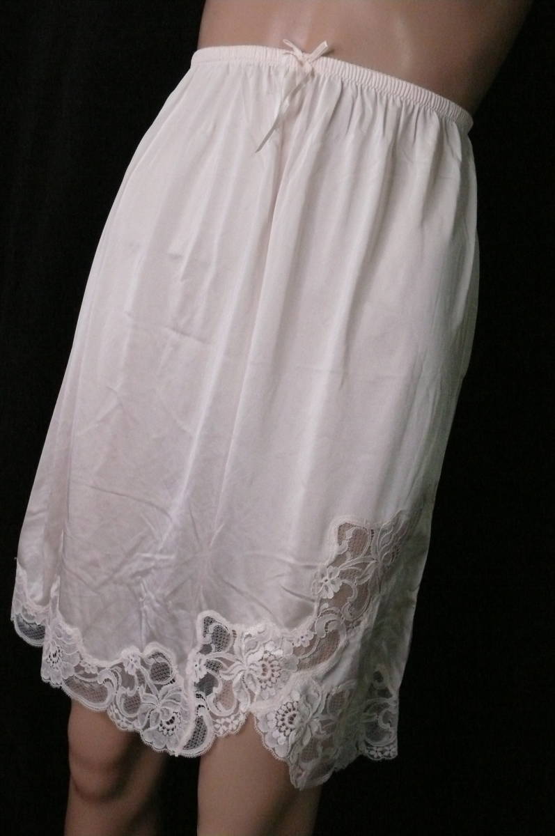 Bf544 POLA Soficalペチコート M(Mサイズ)｜売買されたオークション情報、yahooの商品情報をアーカイブ公開 - オークファン（aucfan.com）