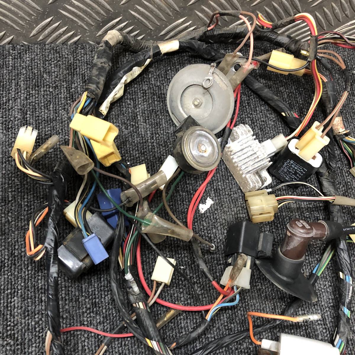 YAMAHA JOG 27V ジョグ メインハーネス＆補器類セット(ヤマハ用)｜売買されたオークション情報、yahooの商品情報をアーカイブ公開 - オークファン（aucfan.com）