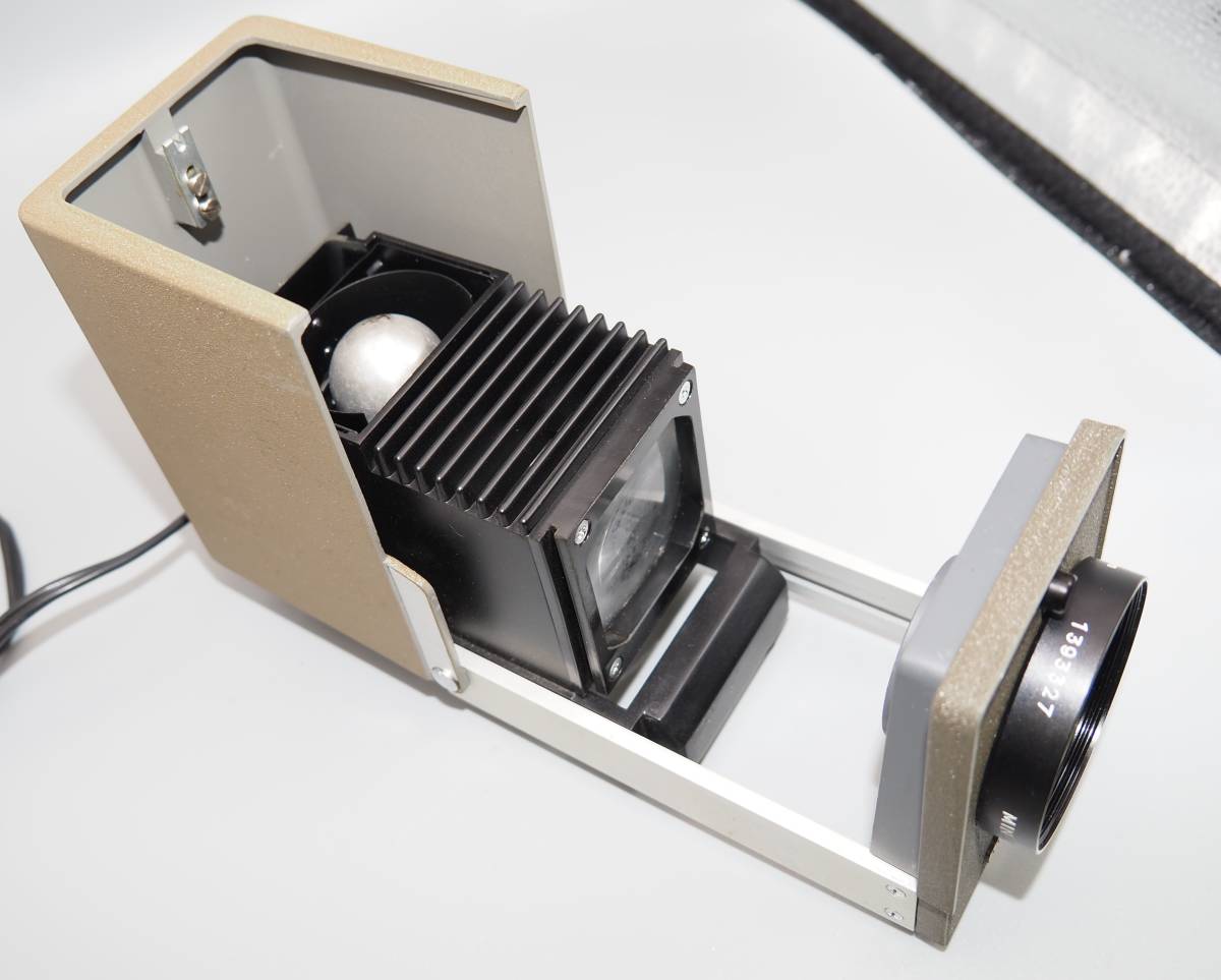 2764H MINOLTA Mini-35 Slide Projector ミノルタ スライドプロジェクター 映写機 ソフトケース付き 通電 ...