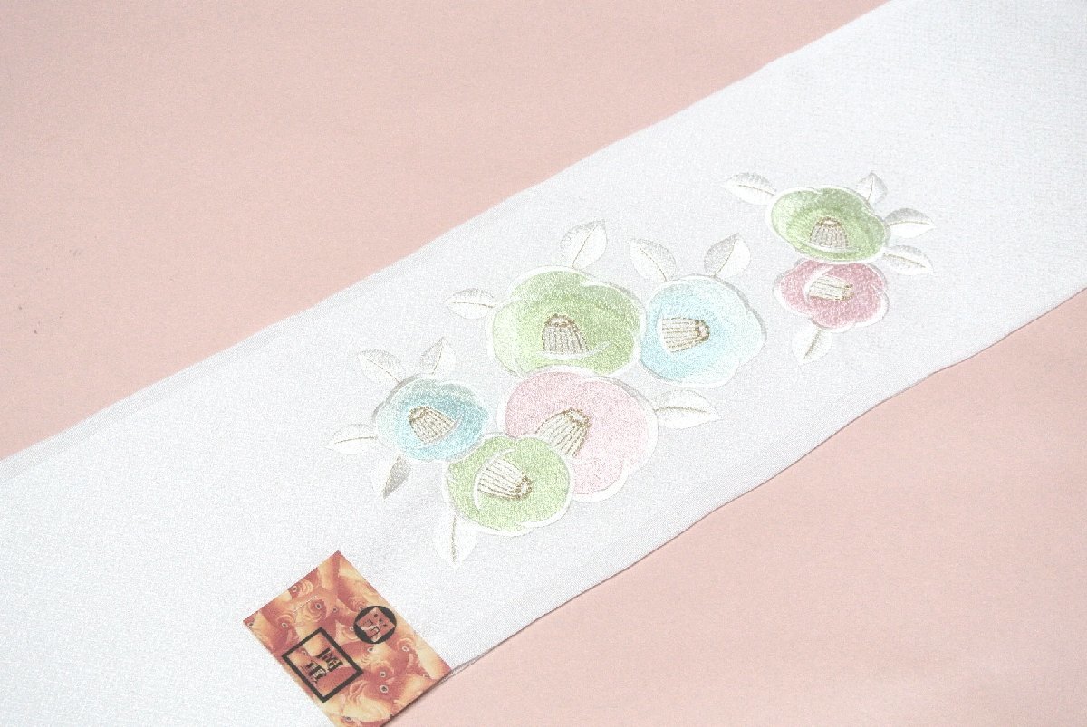 岡重謹製 ポリエステル刺繍半衿NO780(半衿)｜売買されたオークション情報、yahooの商品情報をアーカイブ公開 - オークファン（aucfan.com）