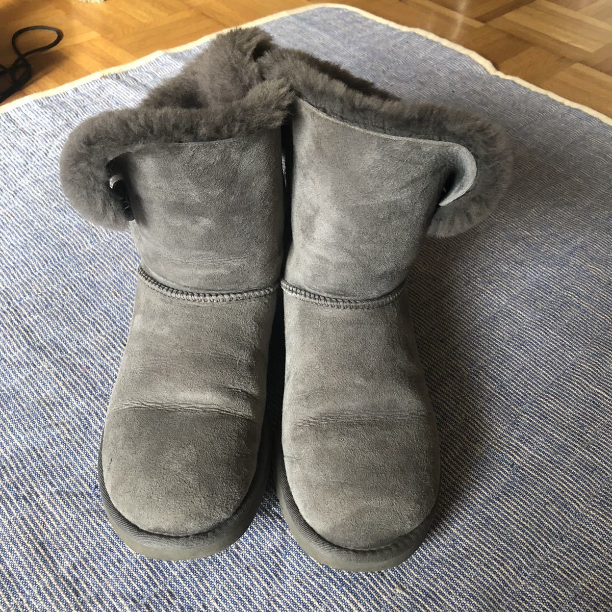 UGG ムートンブーツ ベイリー 8 25.0 アグ(US8)｜売買されたオークション情報、yahooの商品情報をアーカイブ公開 - オークファン（aucfan.com）