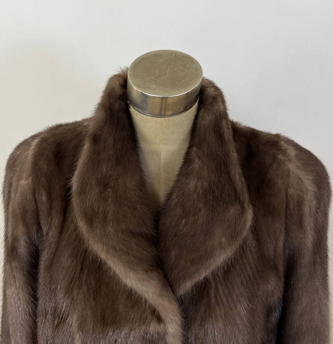 ブルーアイリスミンク コート77㎝ MG Sable ※裏地訳あり コート