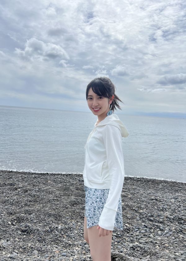 金村美玖 生写真 高画質 写真集 羅針盤 日向坂46 L判 A103(写真)｜売買されたオークション情報、yahooの商品情報をアーカイブ公開 - オークファン（aucfan.com）