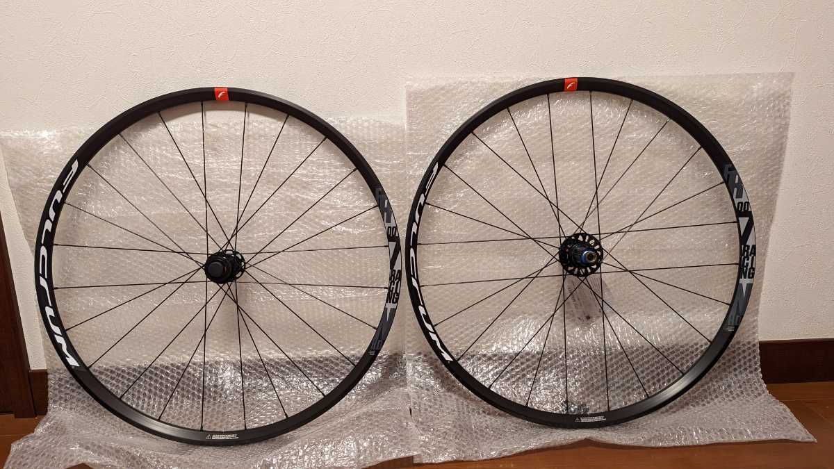 フルクラム グラベル ホイール 27.5 650B Fulcrum Racing 700 Gravel Disc Brake Wheelset ...