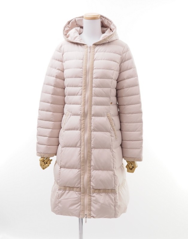 MD9620 トッカ/TOCCA CMTOHW0500 VELVET ベルベット ダウンコート フーディ ロングコート ロゴプレート パイピング ベージュ サイズ2(トッカ)｜売買された ...