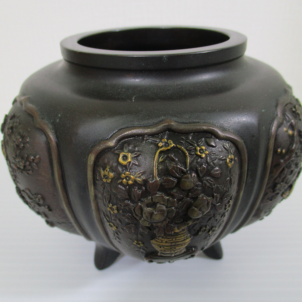 香炉 高岡銅器 大峰 国指定伝統的工芸品 蝋型鋳物 共箱 共布 証 しおり付 1206g B1#0410-005(その他)｜売買されたオークション情報、yahooの商品情報をアーカイブ公開 ...