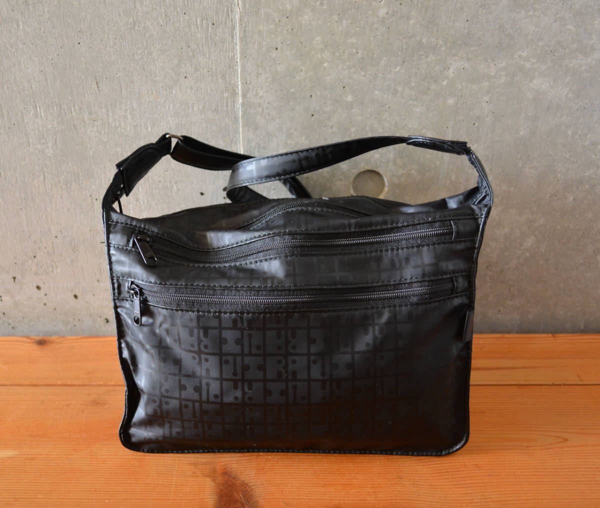 Ravi Ravi ヤマト屋 軽量 ショルダーバッグ/YAMATOYA/ラビラビ(その他)｜売買されたオークション情報、yahooの商品情報を ...