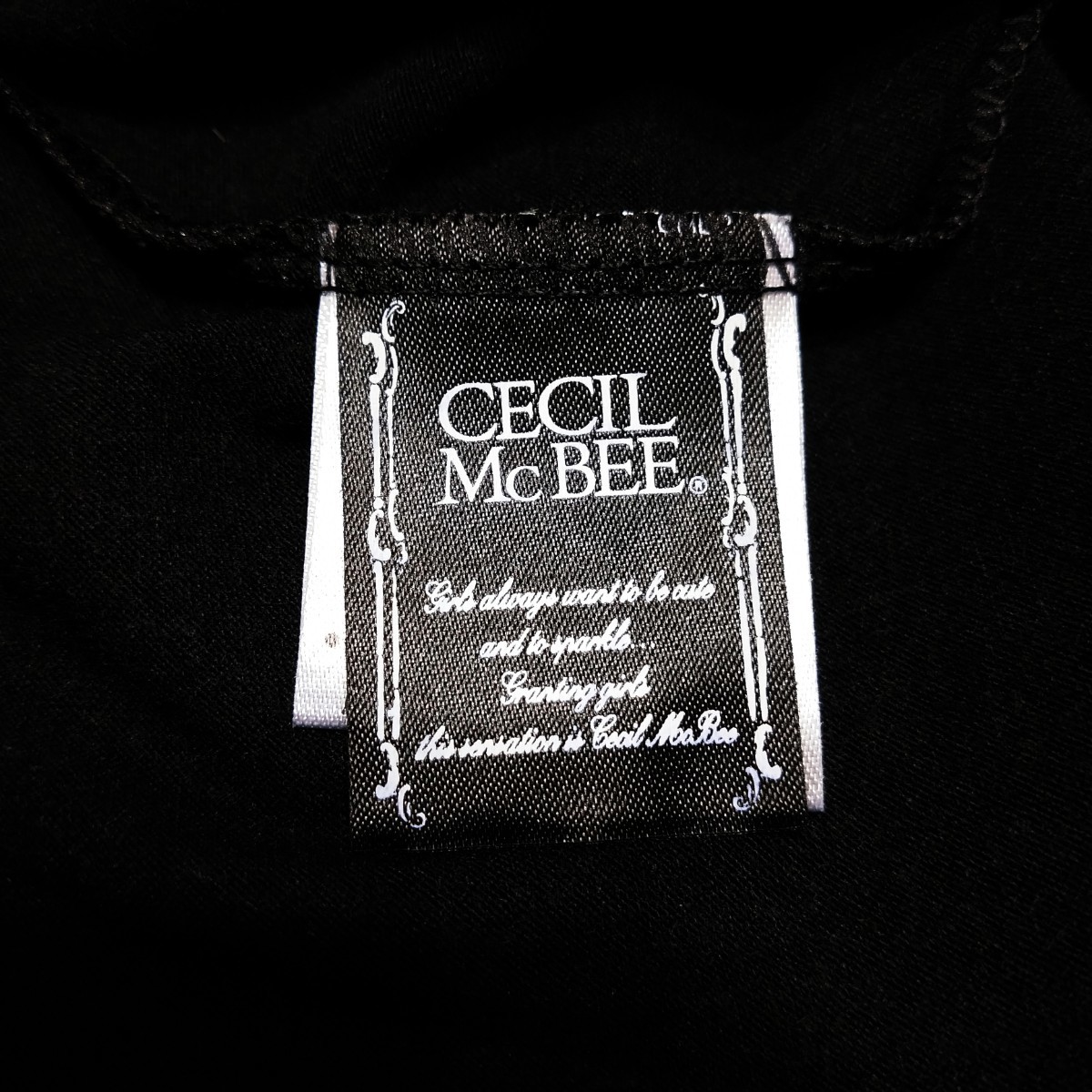 CECIL McBEE セシルマクビー スタッズ装飾 タンクトップ トップス(タンクトップ、キャミソール)｜売買されたオークション情報、yahooの商品情報をアーカイブ公開 - オークファン ...