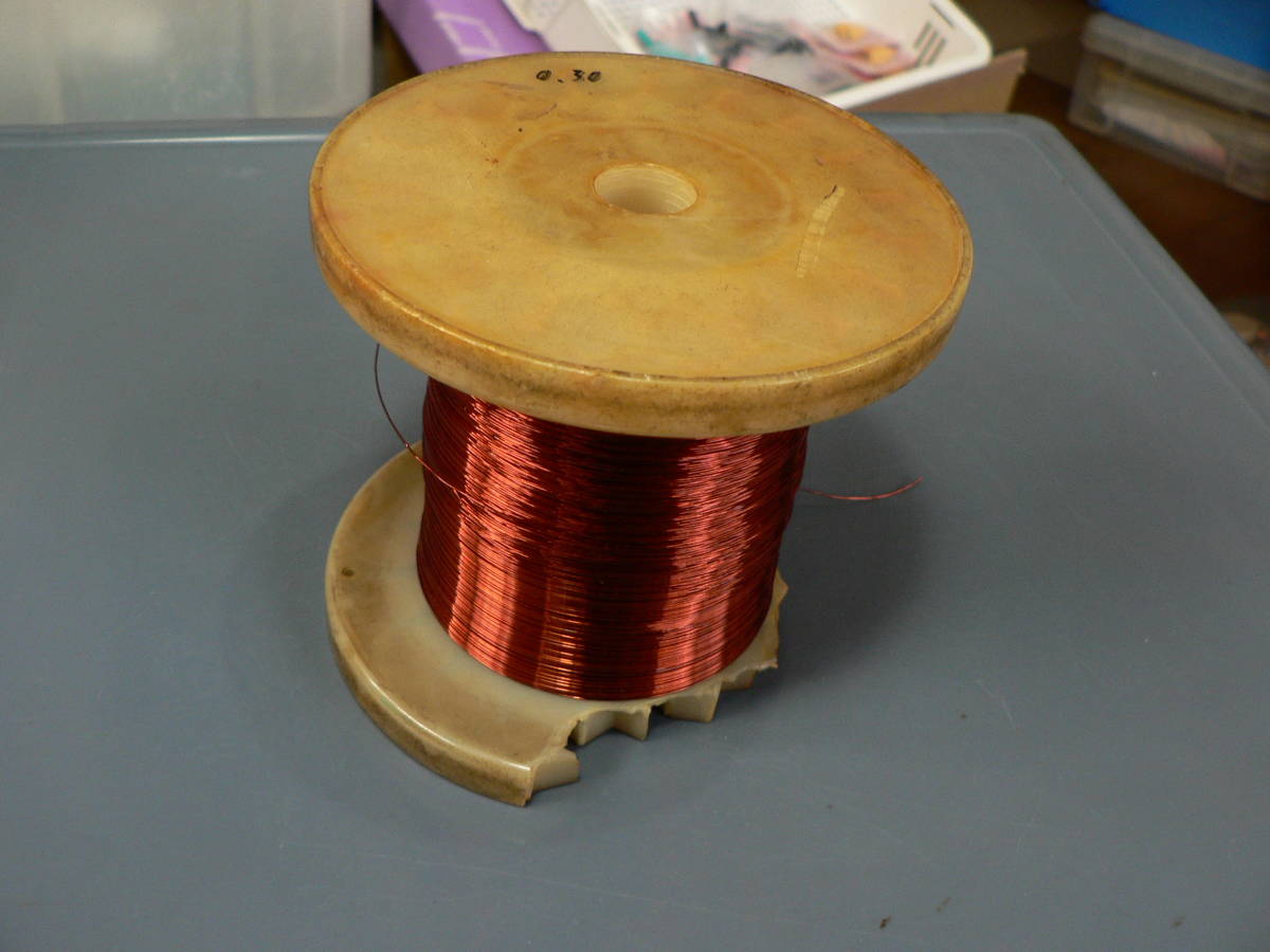 マグネットワイヤー 多分 PVFエナメルホルマール φ0.3 620g ボビン含む(アンテナ)｜売買されたオークション情報、yahooの商品情報をアーカイブ公開 - オークファン（aucfan ...