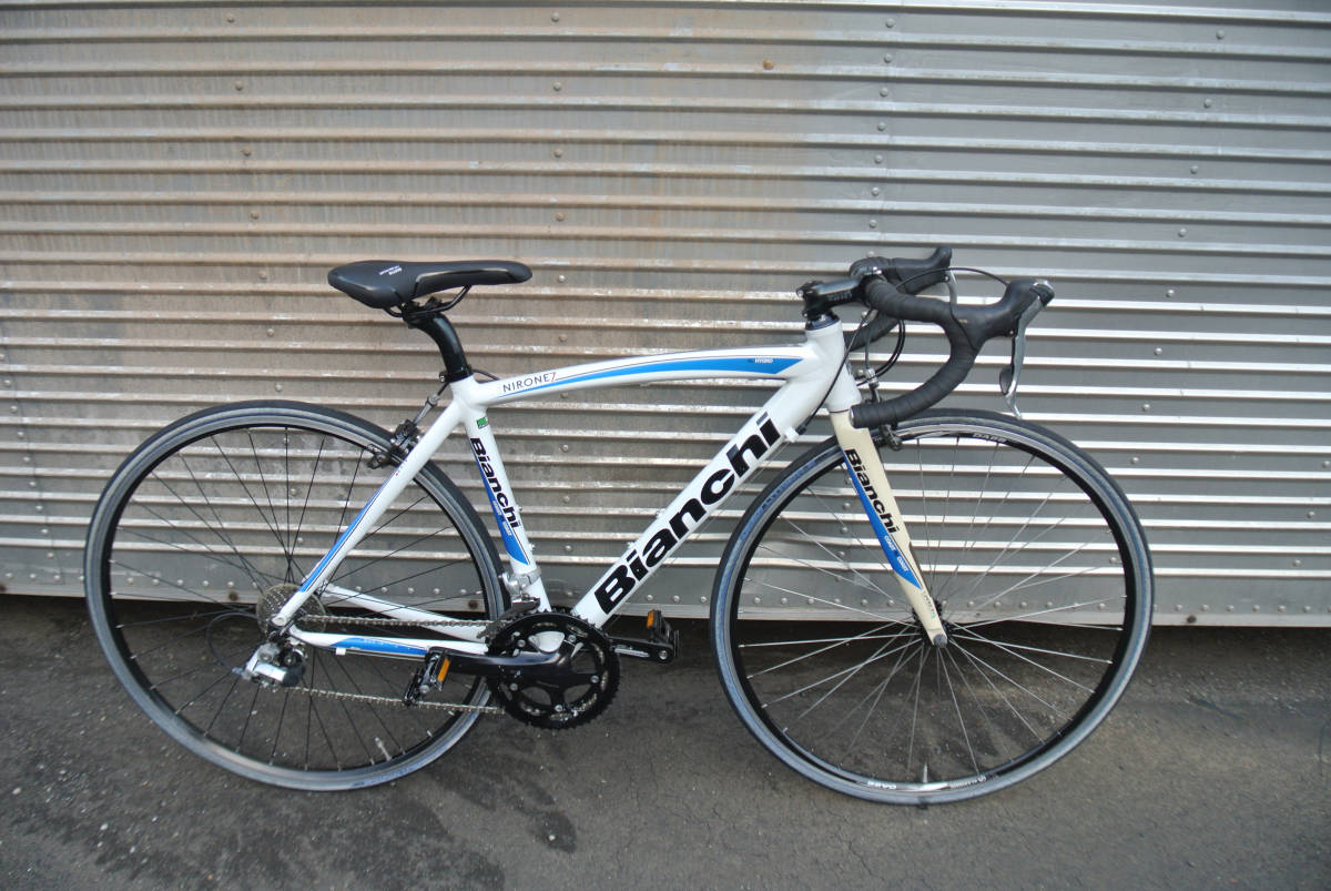 Bianchi カーボン 軽快ロードバイクALL HYDRO VIA NIRONE7 18速 白色 03-035(460mm～)｜売買されたオークション情報、yahooの商品情報をアーカイブ ...