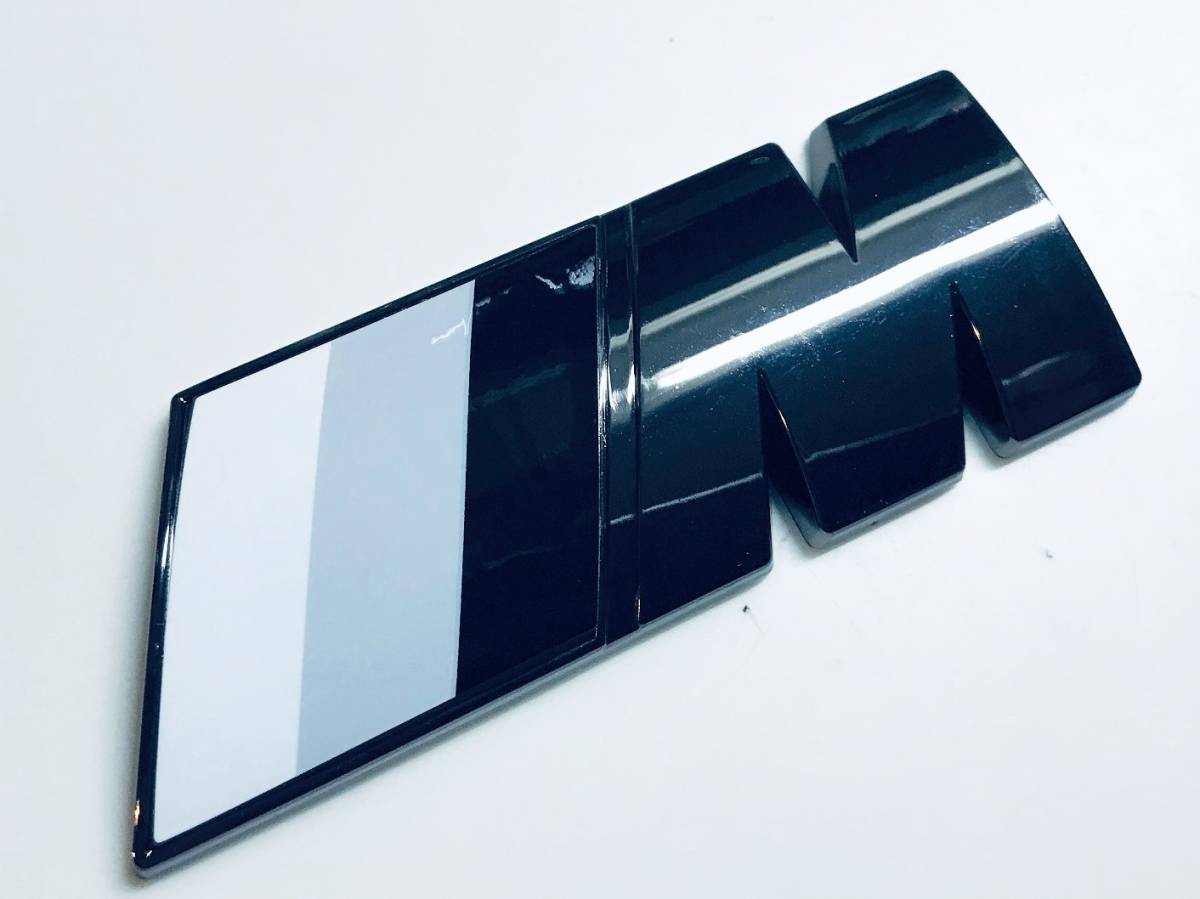 BMW リア用Mブラッククロームエンブレム 黒灰白/E36/E39/E46/E53/E60/E61/E63/E64/E65/E66/E70/E71/E81/E82/E83/E84/E85 ...