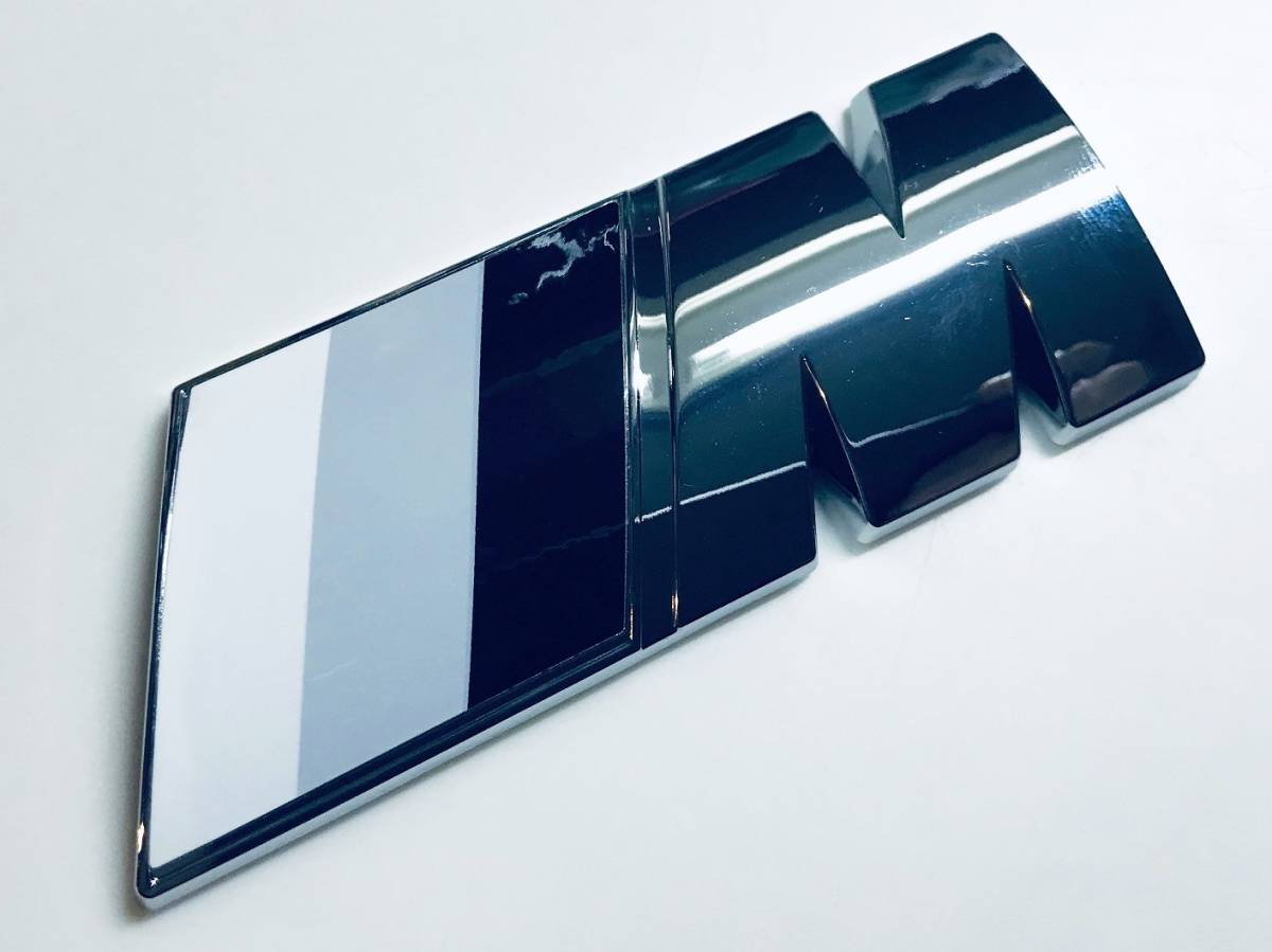BMW リア用Mブラッククロームエンブレム 黒灰白/E36/E39/E46/E53/E60/E61/E63/E64/E65/E66/E70/E71/E81/E82/E83/E84/E85 ...
