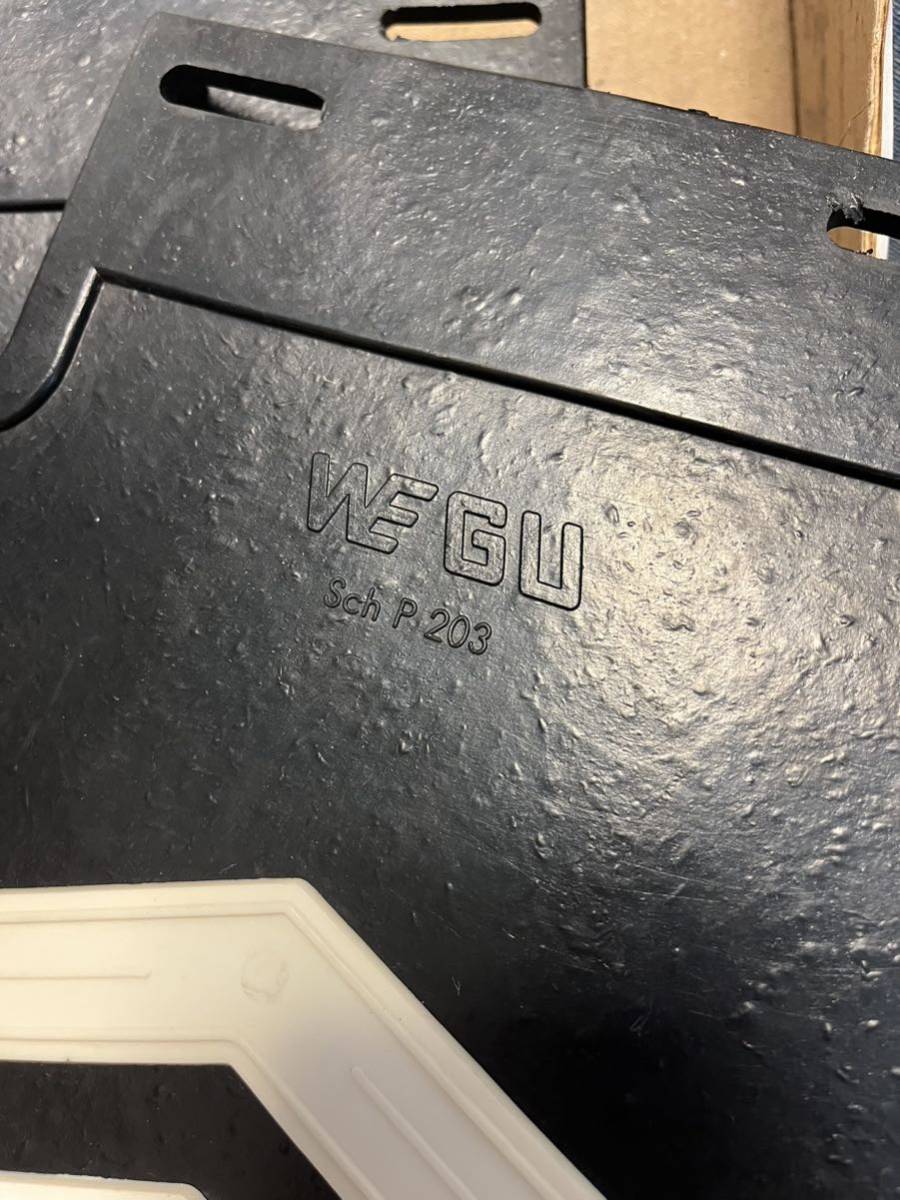 WEGU マッドフラップ 空冷 vw ビートル バス(外装、エアロ)｜売買されたオークション情報、yahooの商品情報をアーカイブ公開 ...