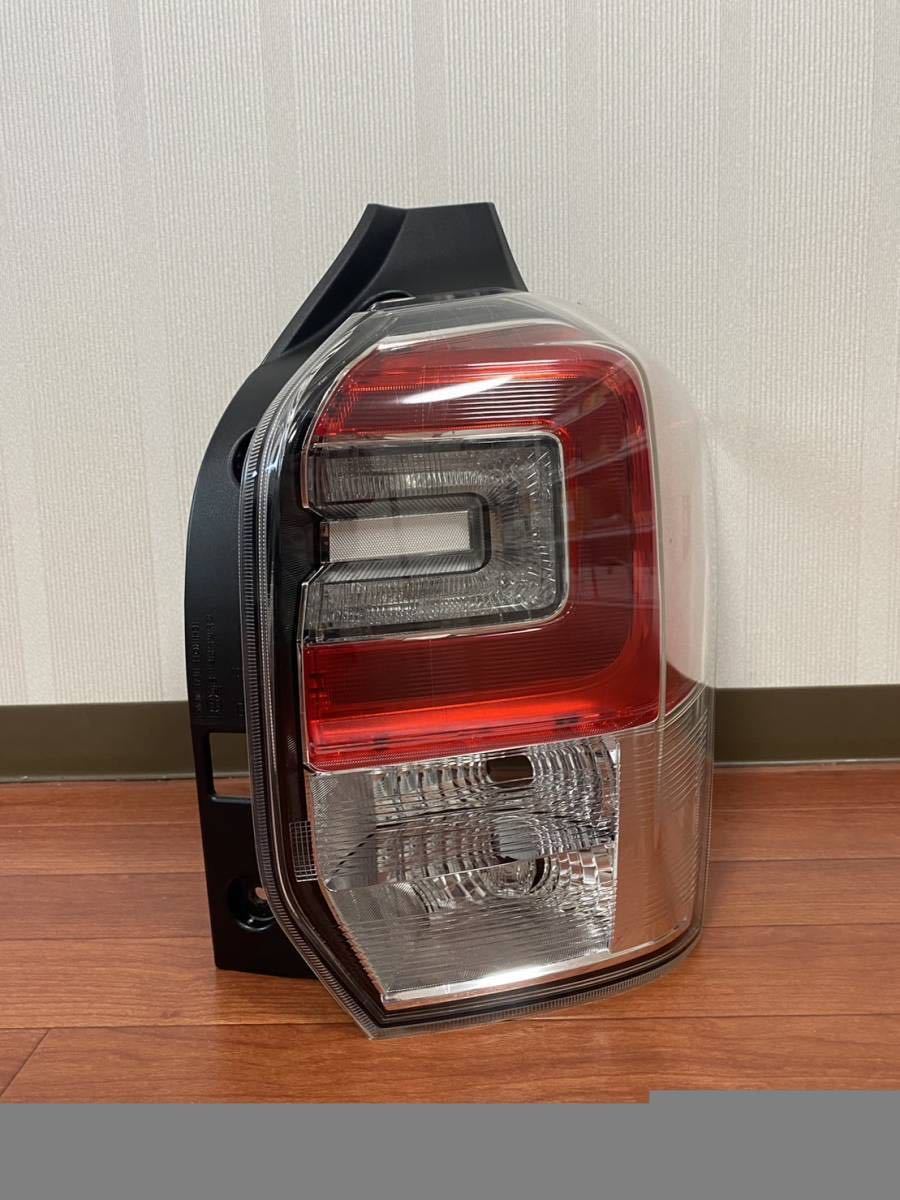 スバル フォレスター 後期 SJ5 SJG テールランプ右 テールライト テールレンズ 純正LED ICHIKOH D171 84912 ...