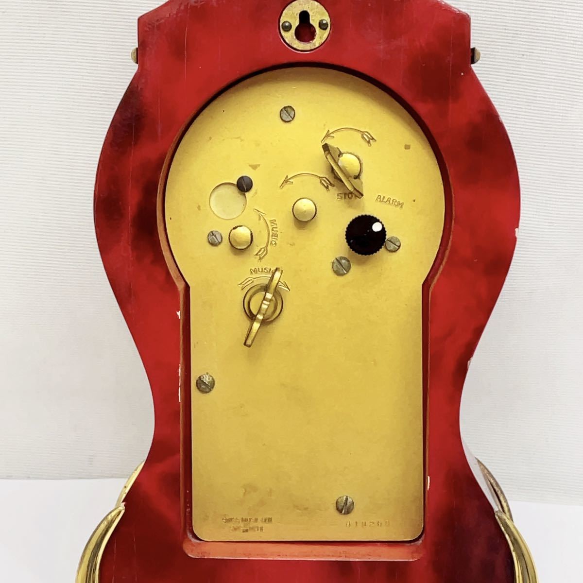 品 スイス製 ヴィンテージ アンティークLooping Music 8DAYS 置き時計 機械式 手巻き 置時計 現状品 E110E(一般)｜売買されたオークション情報、yahooの商品情報を ...