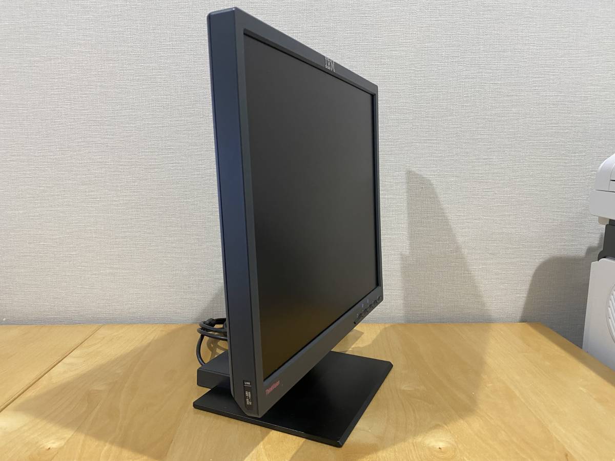 IBM ThinkVision L190モニター 9329-AB9 19インチ液晶ディスプレイ(19インチ～)｜売買されたオークション情報 ...