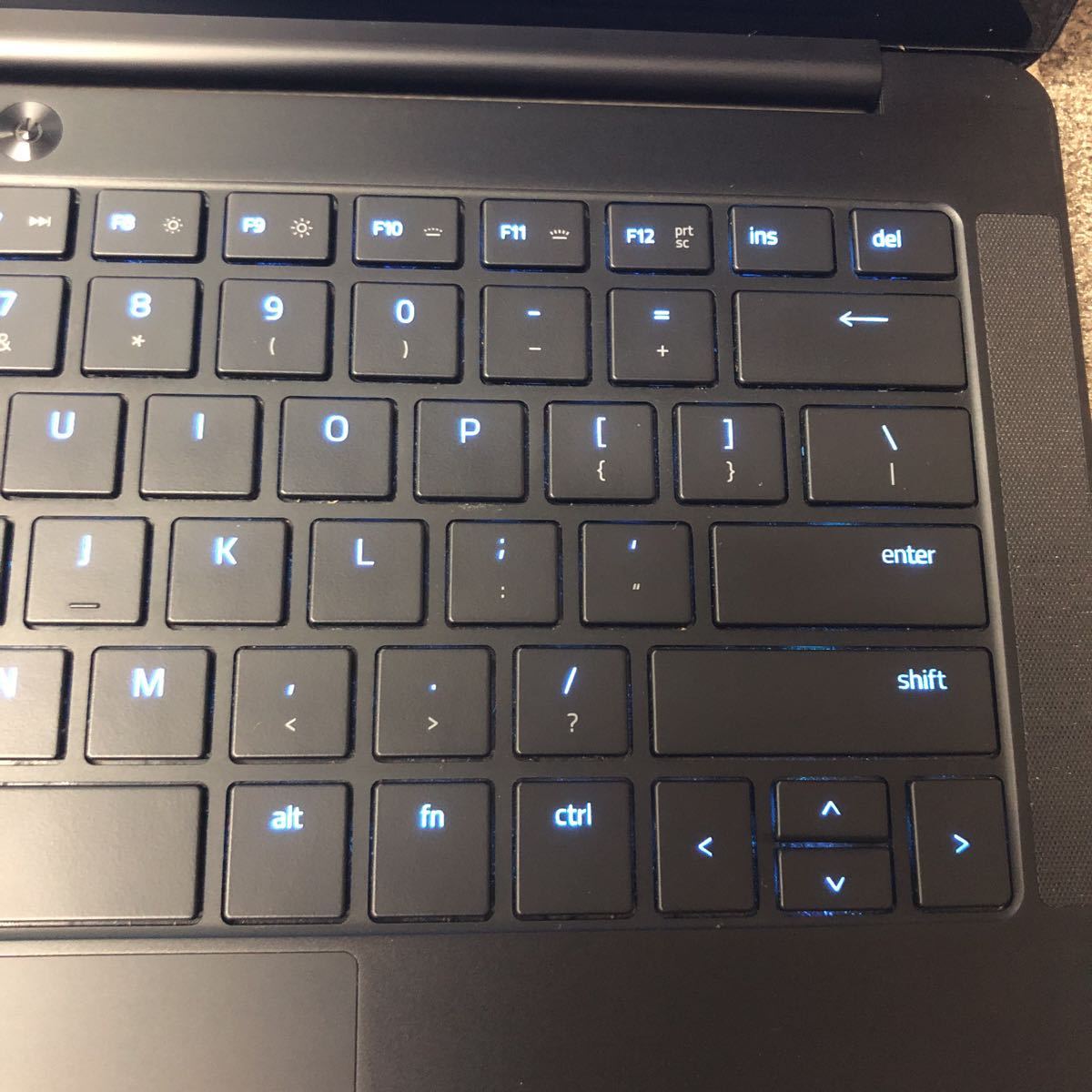 M6-49 Windows11/ M.2 128GB Razer RZ09-0196 Core i7-7500U/メモリ16GB ...