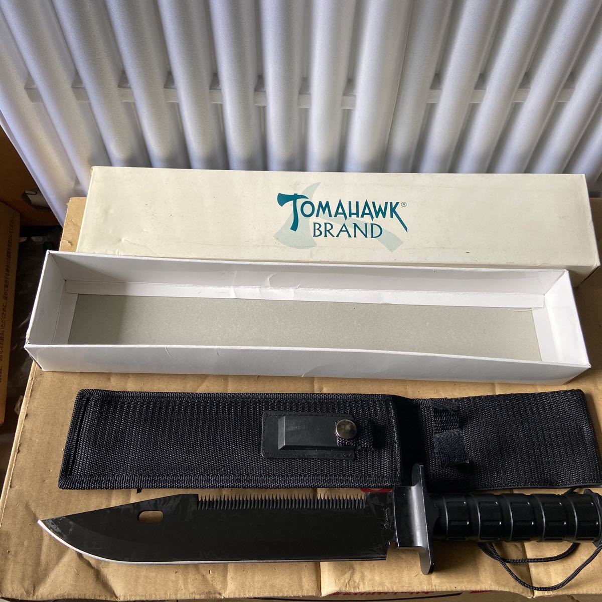 アウトドアナイフ サバイバルナイフ 薪割り キャンプ ハイキング 野外登山 tomahawk 0512(ハンティングナイフ、狩猟刀)｜売買され ...