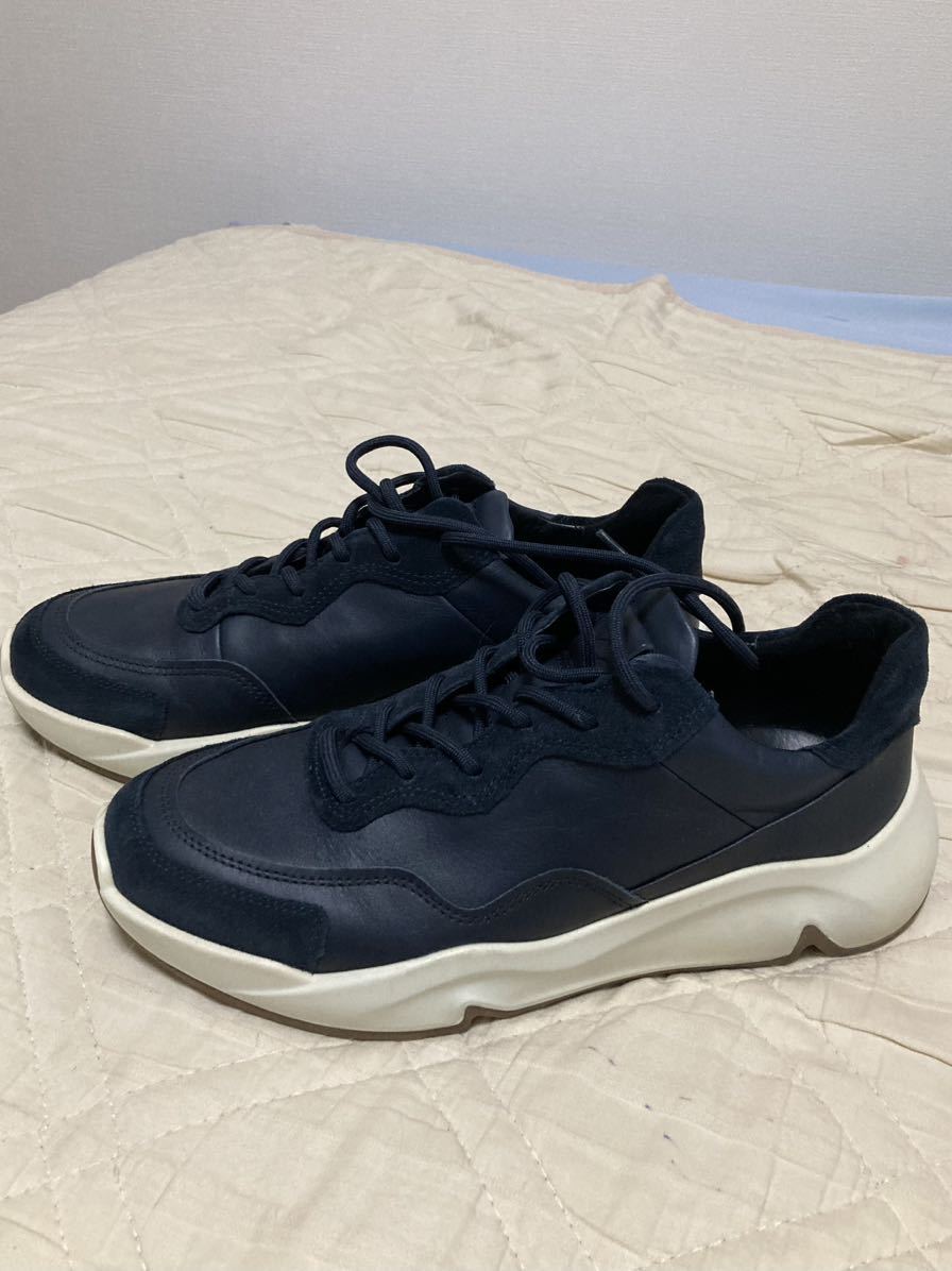 エコー レザースニーカー 41 ネイビー ecco(26.5cm)｜売買されたオークション情報、yahooの商品情報をアーカイブ公開 - オークファン（aucfan.com）