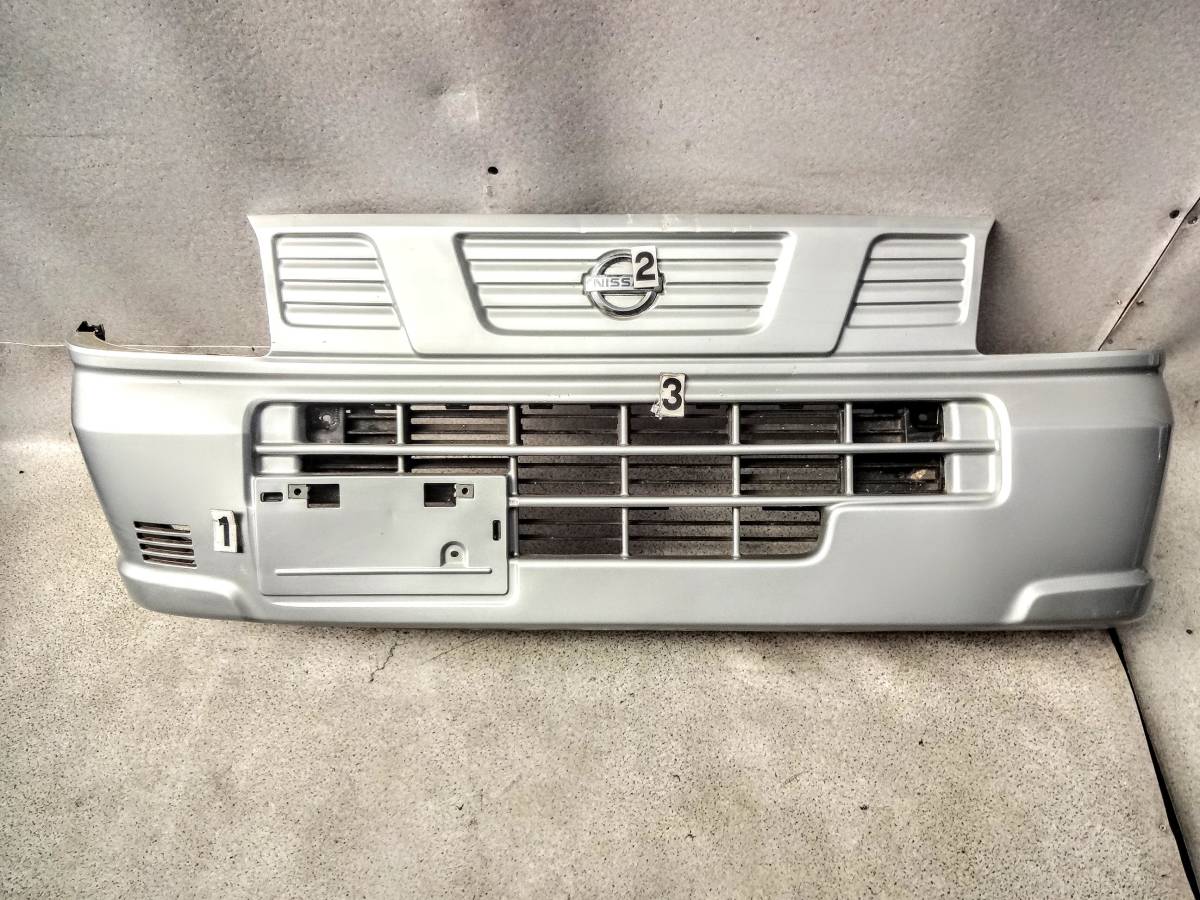 32BD3045 DR16T NT100クリッパートラック フロントバンパー 71711－82M2(フロント)｜売買されたオークション情報、yahooの商品情報をアーカイブ公開 ...