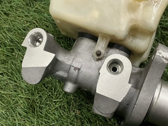 BMW Z4M E86 ブレーキ マスター シリンダー Z4 E85 E36 E46 E86 E89(その他)｜売買されたオークション情報、yahooの商品情報をアーカイブ公開 ...