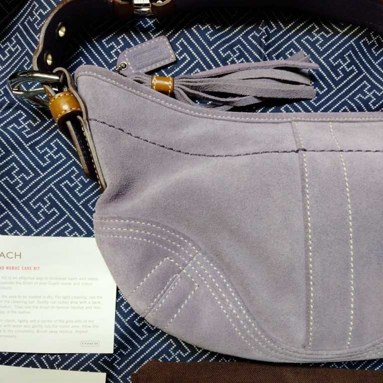 COACH コーチ ハンドバッグ ワンショルダー スエード タッセルチャーム パープル 紫 C05S-8A14(その他)｜売買されたオークション情報、yahooの商品情報をアーカイブ公開 ...