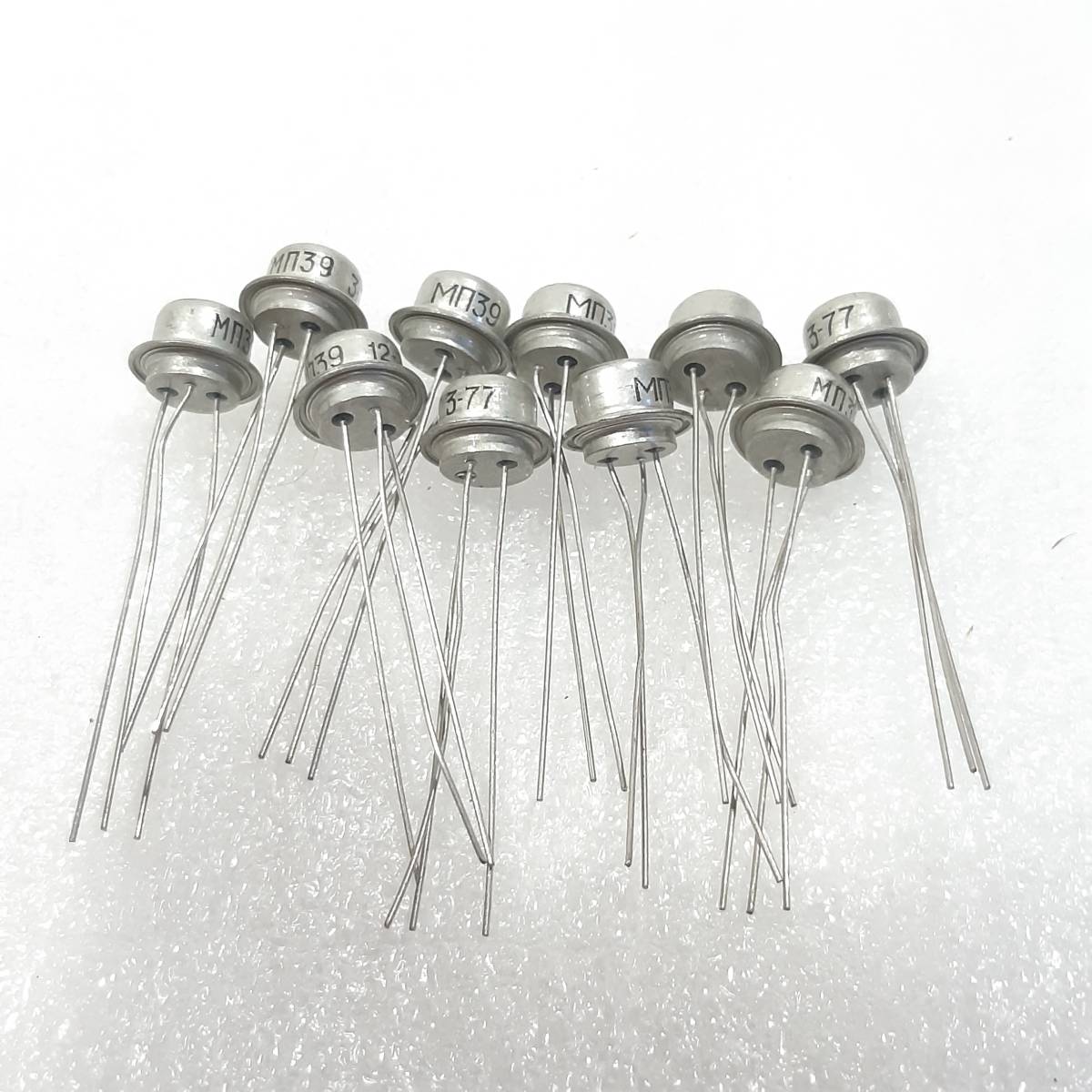 品 10個セット 旧ソ連製 ソビエト/ロシア製 PNP ゲルマニウムトランジスタ MP39 МП39 /HFE-12 送料120円 ...